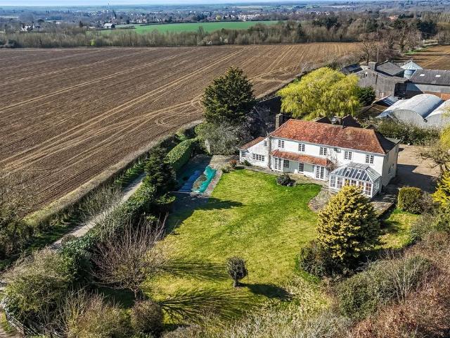 Harlow Tye, Nr Old Harlow, Essex, CM17 5 bed detached house to rent £3,750 pcm £865 pw