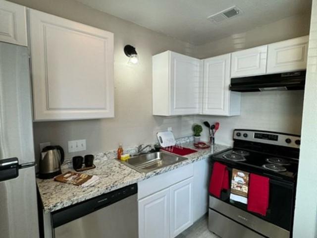 Harmony Apartments 1 Bedroom Apartment for Rent at 8930 Galewood Dr, Austin, TX 78758 North Austin