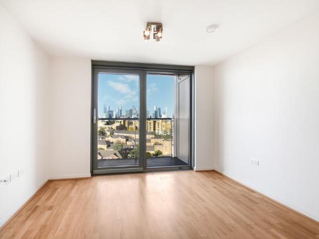 Harmony Place London SE8 1 bed apartment to rent £1,850 pcm £427 pw