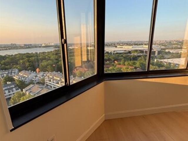 Harmon Cove Tower Unit,secaucus, Condo For Sale