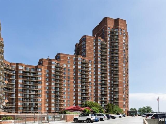 Harmon Cove Tower, Secaucus, Condo For Sale