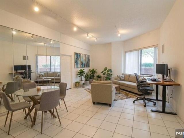 Harmon Cove Tower, Secaucus, Condo For Sale