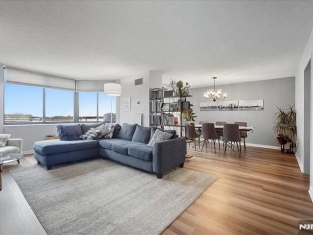Harmon Cove Tower, Secaucus, Condo For Sale