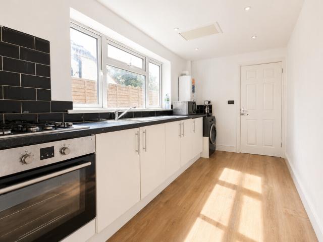 Harnall Lane East, Coventry