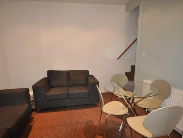 Harold Avenue, Hyde Park, 2 Bedroom Terraced