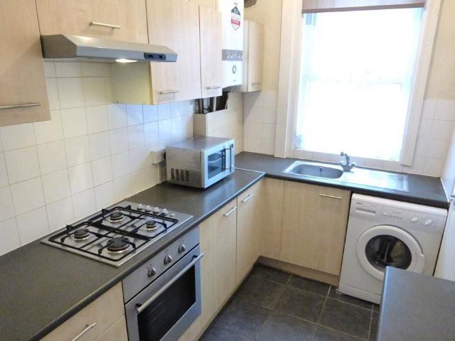 Harold Grove, Leeds LS6, 2 bed property to rent, £775 pcm | PrimeLocation
