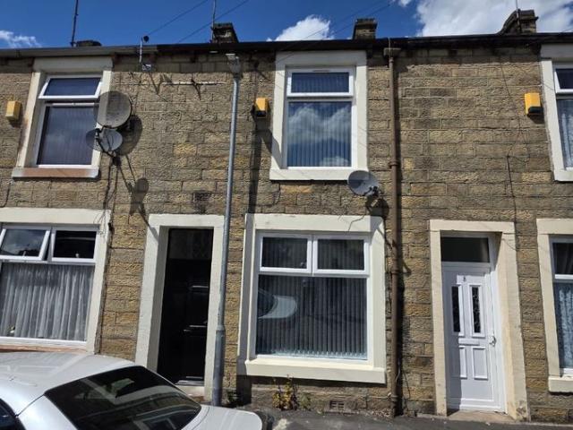 Harold Street, Colne BB8, 2 bed terraced house to rent, £750 pcm | PrimeLocation