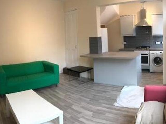 Harold Street, Leeds, 2 Bedroom Terraced