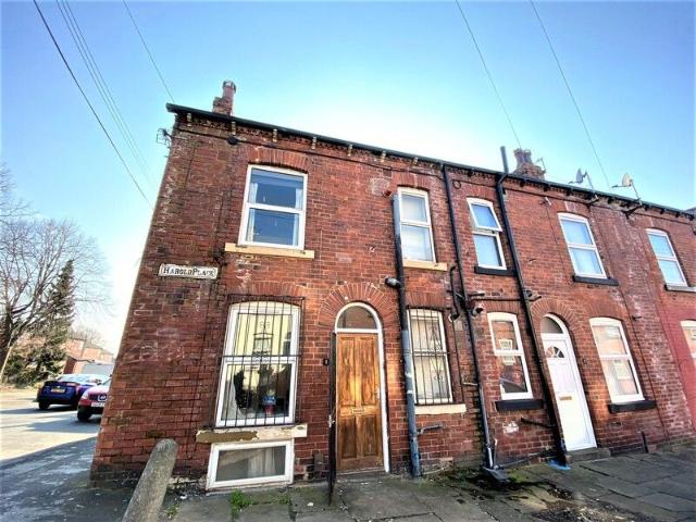 Harold Place, Hyde Park, Leeds LS6, 2 bed terraced house to rent, £442 pppm | PrimeLocation