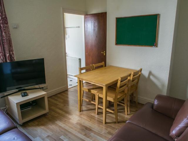 Harold Road 4 bed, Edgbaston B16 4 bed house to rent £1,477 pcm £341 pw