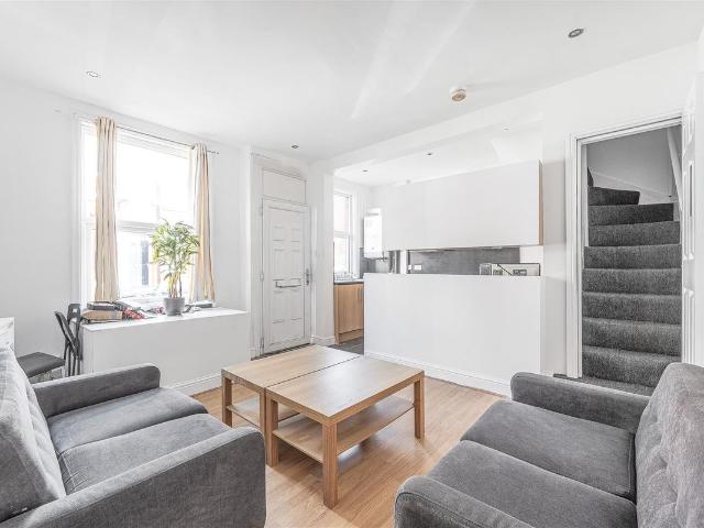 Harold Road, Hyde Park LS6, 4 bed terraced house to rent, £1,450 pcm | PrimeLocation