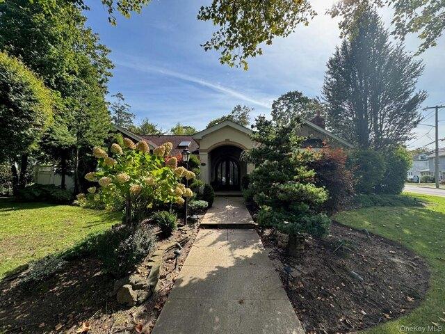 Harold Rd, Woodmere, Home For Sale