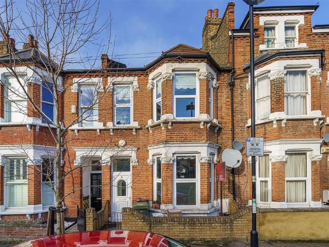 Harpenden Road, West Norwood SE27 0AE 3 bed terraced house to rent £2,600 pcm £600 pw