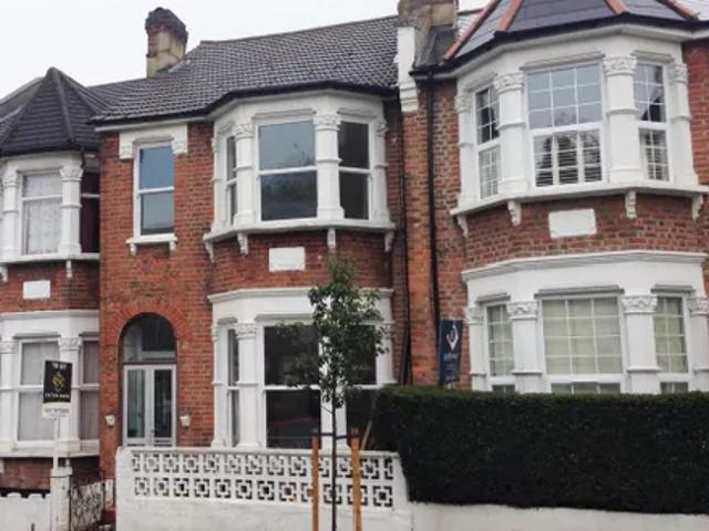 Harpenden Road, London, SE27 0AE, United Kingdom | 4 bed townhouse for rent #165461984 | Rentberry
