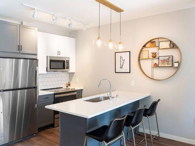 Harper 1 Bedroom Apartment for Rent at 150 Snelling Ave N, St. Paul, MN 55104 Snelling Hamline