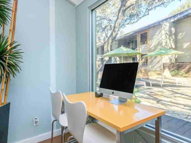 Harper at the Park 1 Bedroom Apartment for Rent at 950 E Bitters Rd, San Antonio, TX 78216 Country