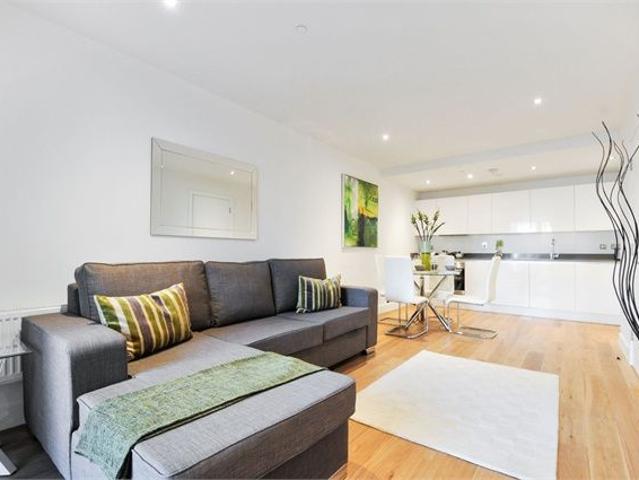 Harper Studios, Love Lane, Woolwich SE18, 2 bed flat to rent, £1,900 pcm | PrimeLocation