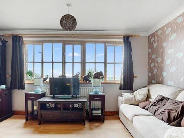 Harptree Drive, Waldersalde, 4 Bedroom Terraced