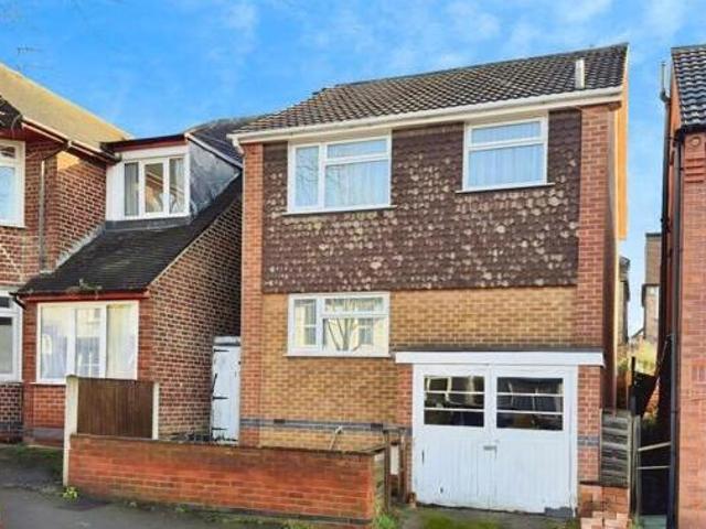 Harrington Drive, Lenton, 3 Bedroom Detached