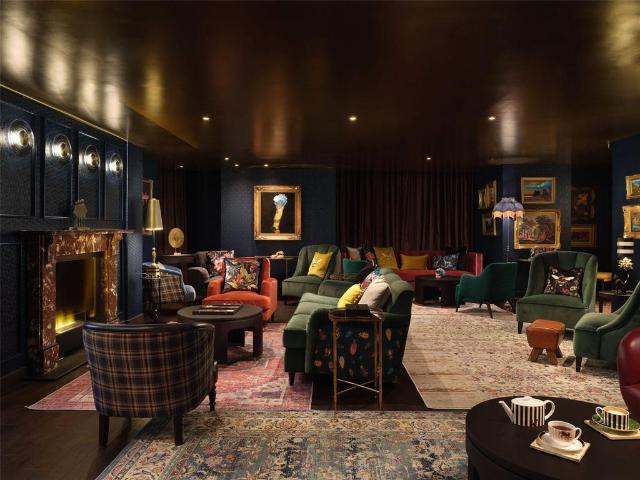 Harrington Gardens, South Kensington. Studio to rent £5,092 pcm £1,175 pw