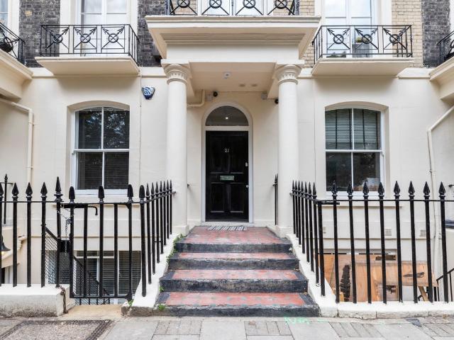 Harrington Square, London NW1, Serviced property to rent, £1,300 pcm | PrimeLocation