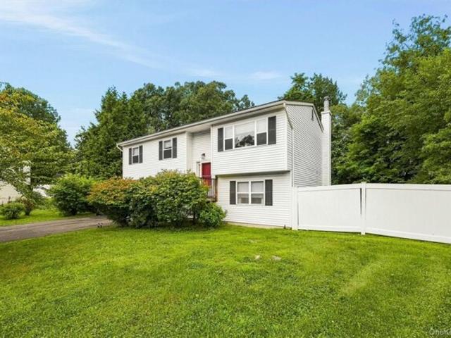 Harriet Ln, New City, Home For Sale