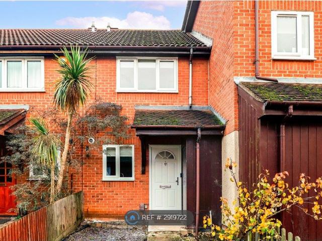 Harrier Mews, London SE28, 2 bed terraced house to rent, £1,800 pcm | PrimeLocation