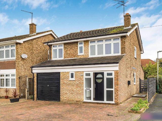 Harrier Close, Hornchurch RM12, 4 bed detached house to rent, £2,650 pcm | PrimeLocation