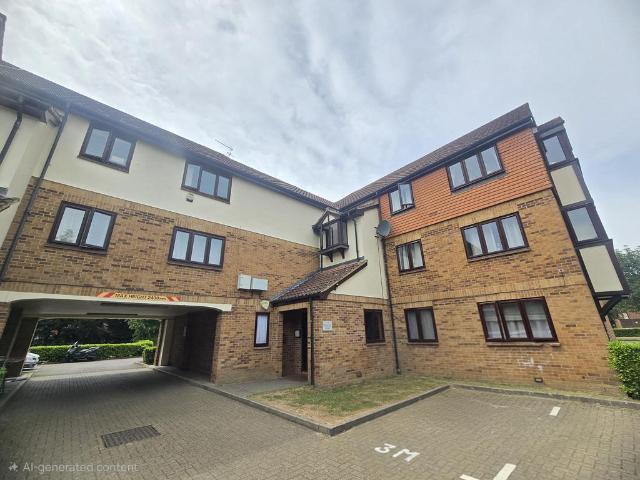 Harrier Road, London, NW9 2 bed flat to rent £1,700 pcm £392 pw