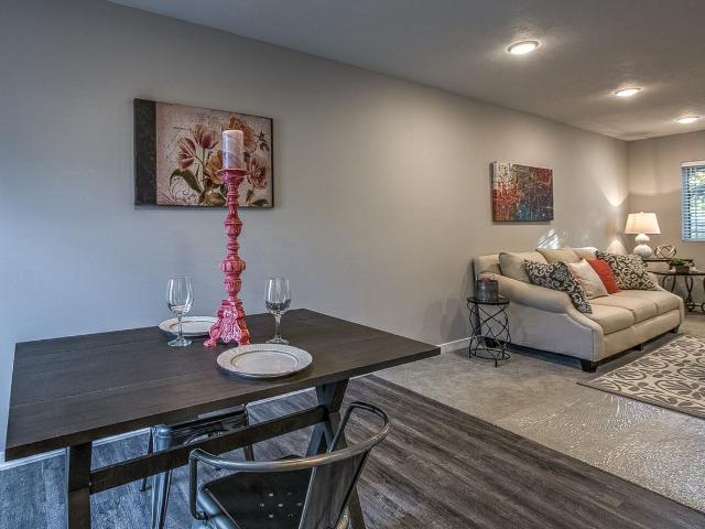 Harrisville Townhomes 3 Bedroom Apartment for Rent at 7312 S 81st St, La Vista, NE 68128