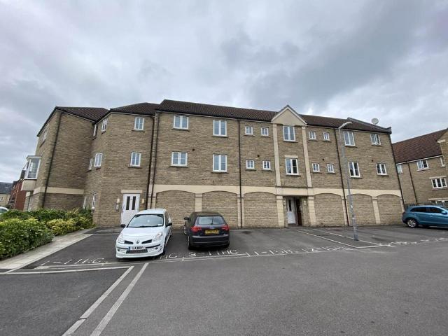 Harris Close, Frome, Somerset 2 bed flat to rent £1,195 pcm £276 pw