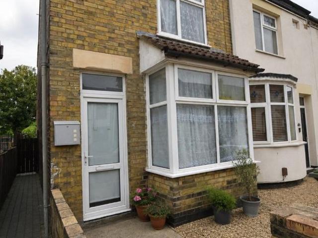 Harris Street, Millfield, Peterborough PE1, 3 bed semi detached house to rent, £1,100 pcm | PrimeLocation