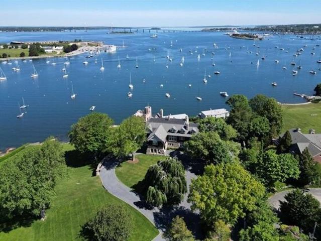 Harrison Ave Apt,newport, Condo For Sale