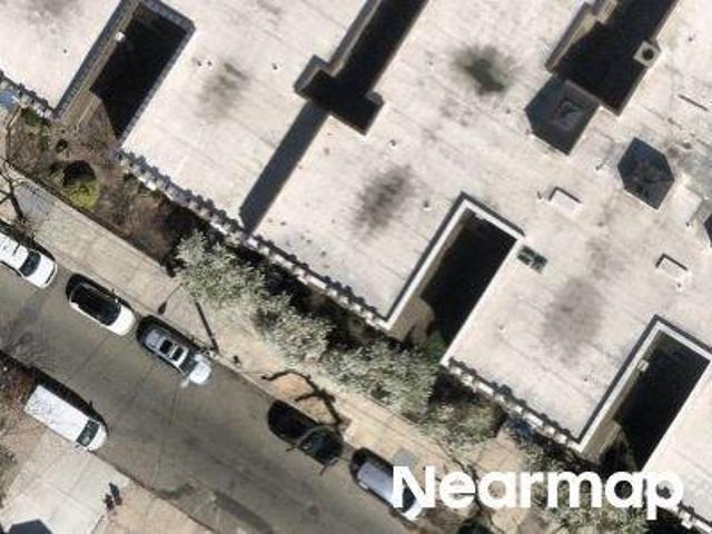 Harrison Ave Apt 401