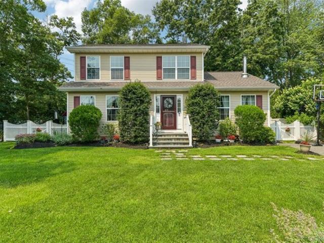 Harrison Ave, Miller Place, Home For Sale