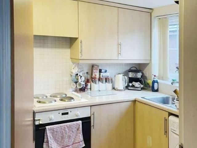 Harrison Close, Warrington, WA1