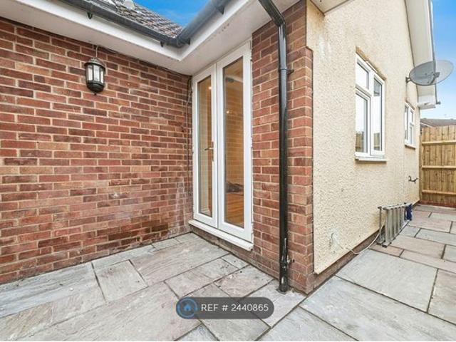 Harrison Place, Basingstoke RG21, 2 bedroom bungalow to rent 69872364 | PrimeLocation