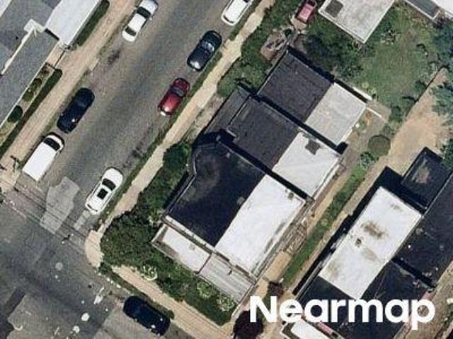 Harrison St