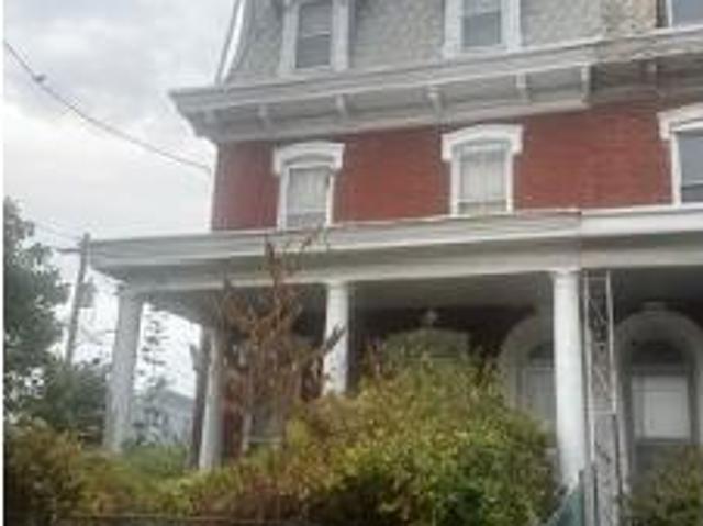 Harrison St