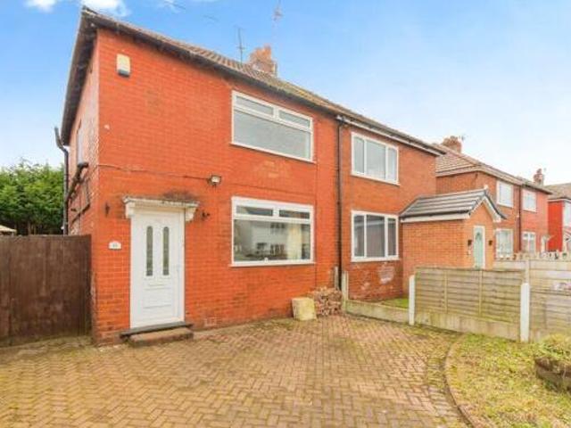 Harrogate Road, Stockport, 3 Bedroom Semi detached