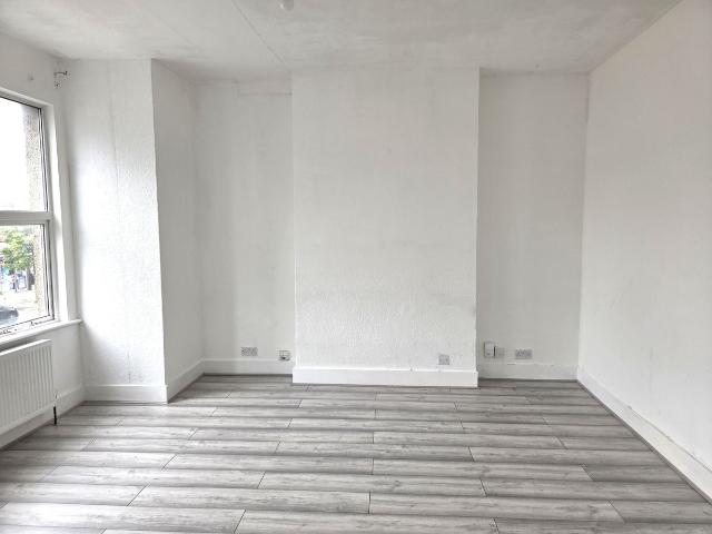 Harrow HA1, 2 bed flat to rent, £1,850 pcm | PrimeLocation