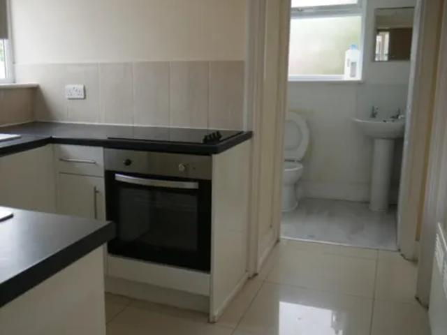 Harrow Leisure Centre, Christchurch Avenue, London, HA3 5BB, United Kingdom | 1 bed apartment for rent #154570701 | Rentberry