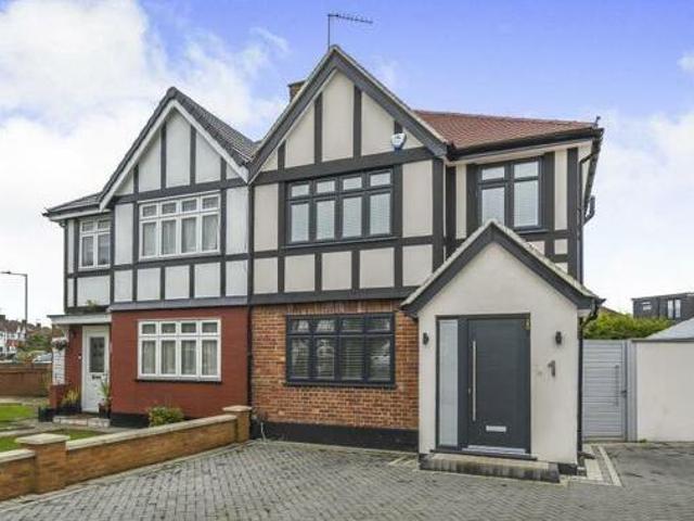 Harrow, Middlesex, 4 Bedroom Semi detached