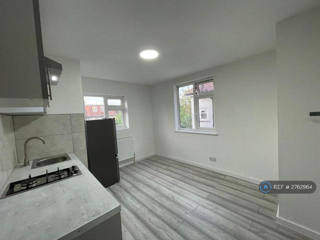 Harrow Road, Wembley, HA0 1 bed flat to rent £1,485 pcm £343 pw