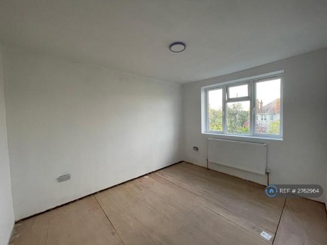 Harrow Road, Wembley, HA0 1 bed flat to rent £1,485 pcm £343 pw