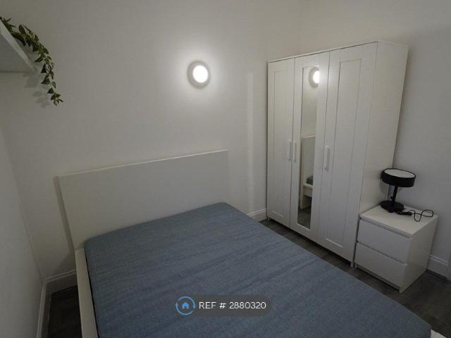 Harrow Road, Barking IG11, Room to rent, £750 pcm | PrimeLocation
