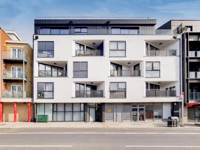 Harrow Road, Kensal Rise, London, NW10 1 bed flat to rent £3,034 pcm £700 pw