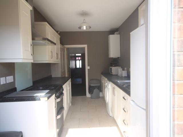 Harrow Road, Leicester LE3, 4 bed terraced house to rent, £1,300 pcm | PrimeLocation