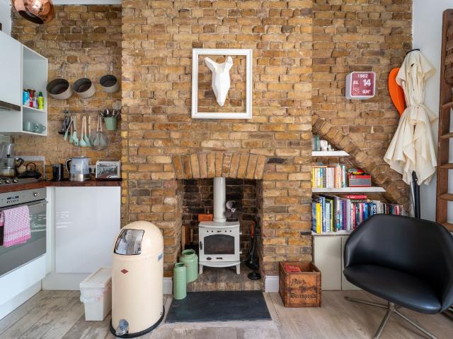 Harrow Road, London W10 1 bed flat to rent, £3,750 pcm | PrimeLocation