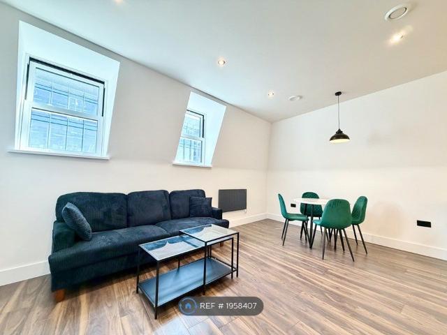 Harrow Road, London W10, 2 bed flat to rent, £3,000 pcm | PrimeLocation
